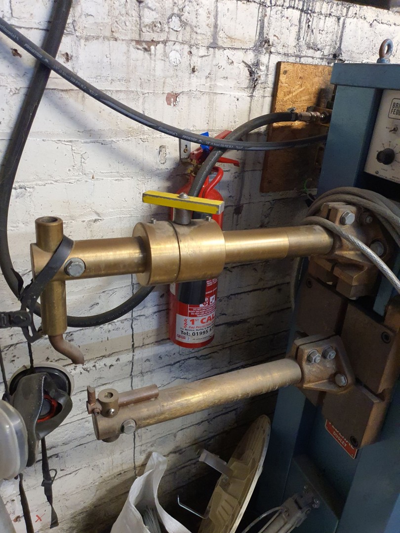 Lot 22 - Mi-Flues Ltd - Peaker Pattinson (Auctioneers) Ltd